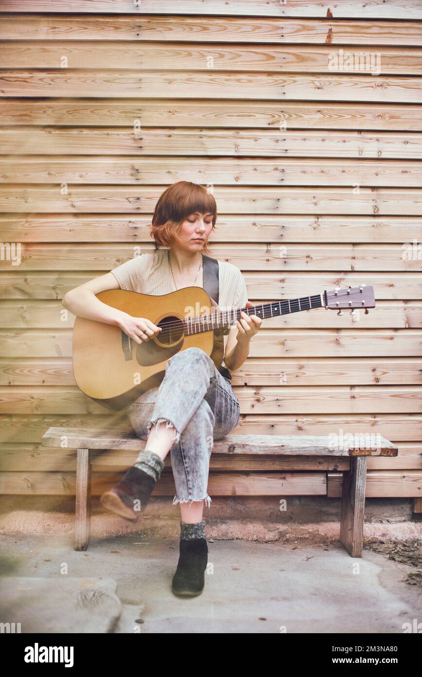 Mollie tuttle studio hi-res stock photography and images - Alamy