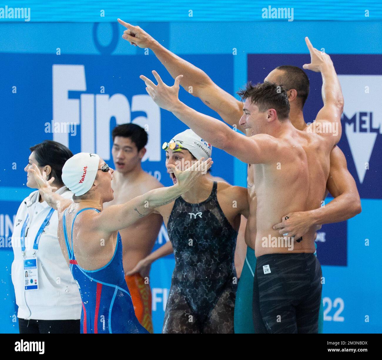 Melbourne, Australia. 16th Dec, 2022. Members of Team France celebrate ...