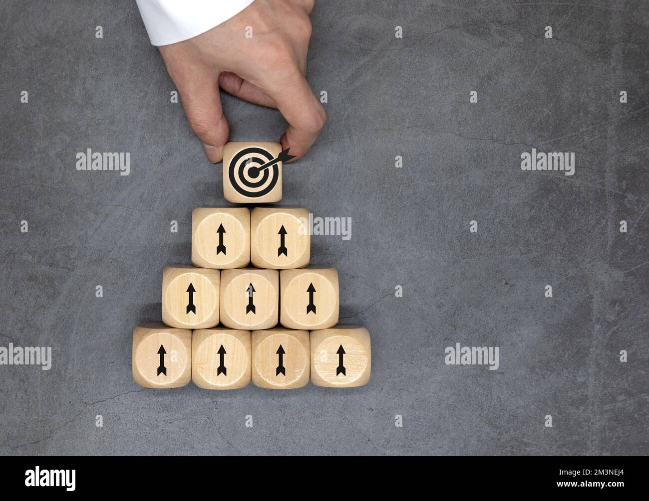 Objectives icon stock hi-res stock photography and images - Alamy