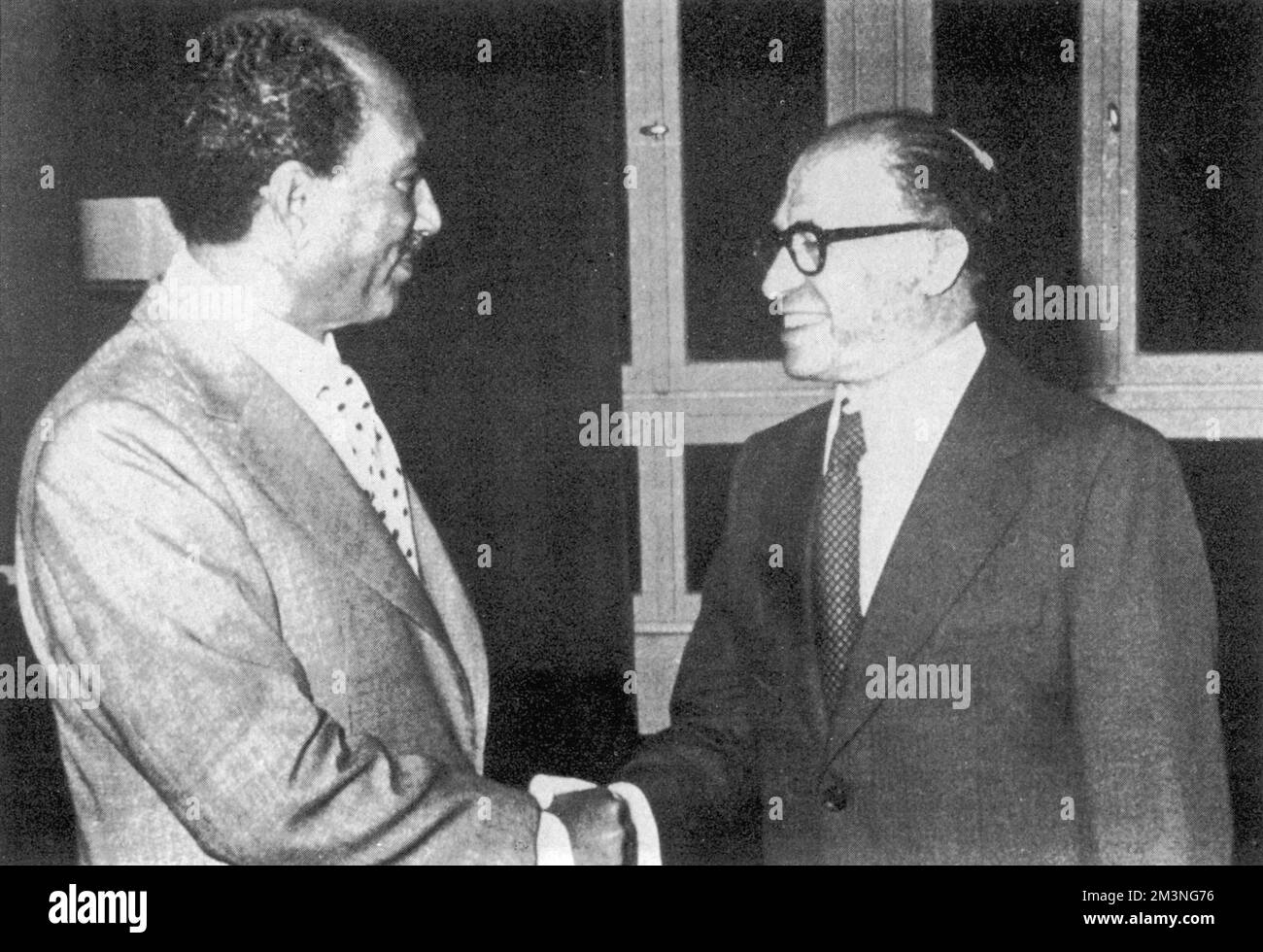 Menachem begin anwar sadat hi-res stock photography and images - Alamy