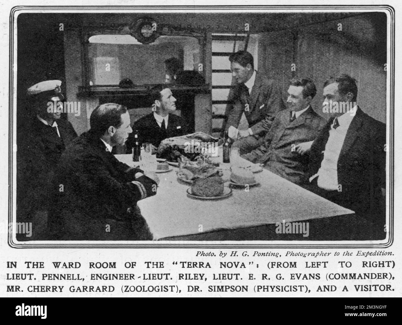 Officers room Black and White Stock Photos & Images - Alamy