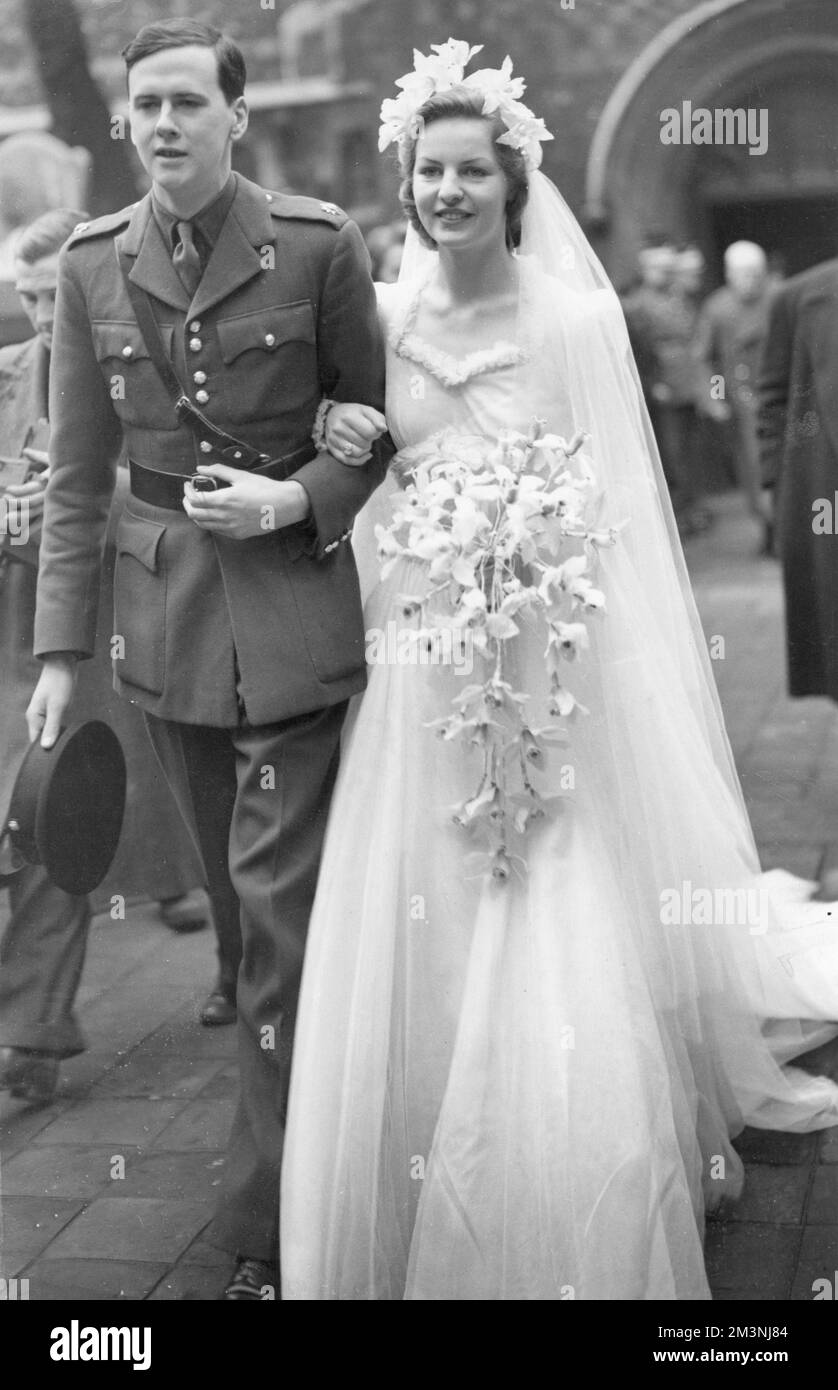 Deborah mitford hi-res stock photography and images - Alamy