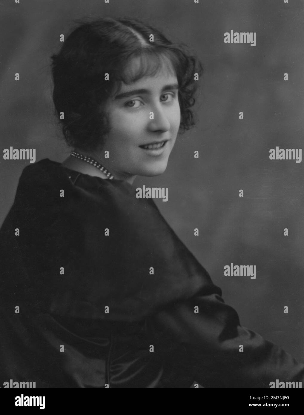 Duke and duchess of york 1923 Black and White Stock Photos & Images - Alamy