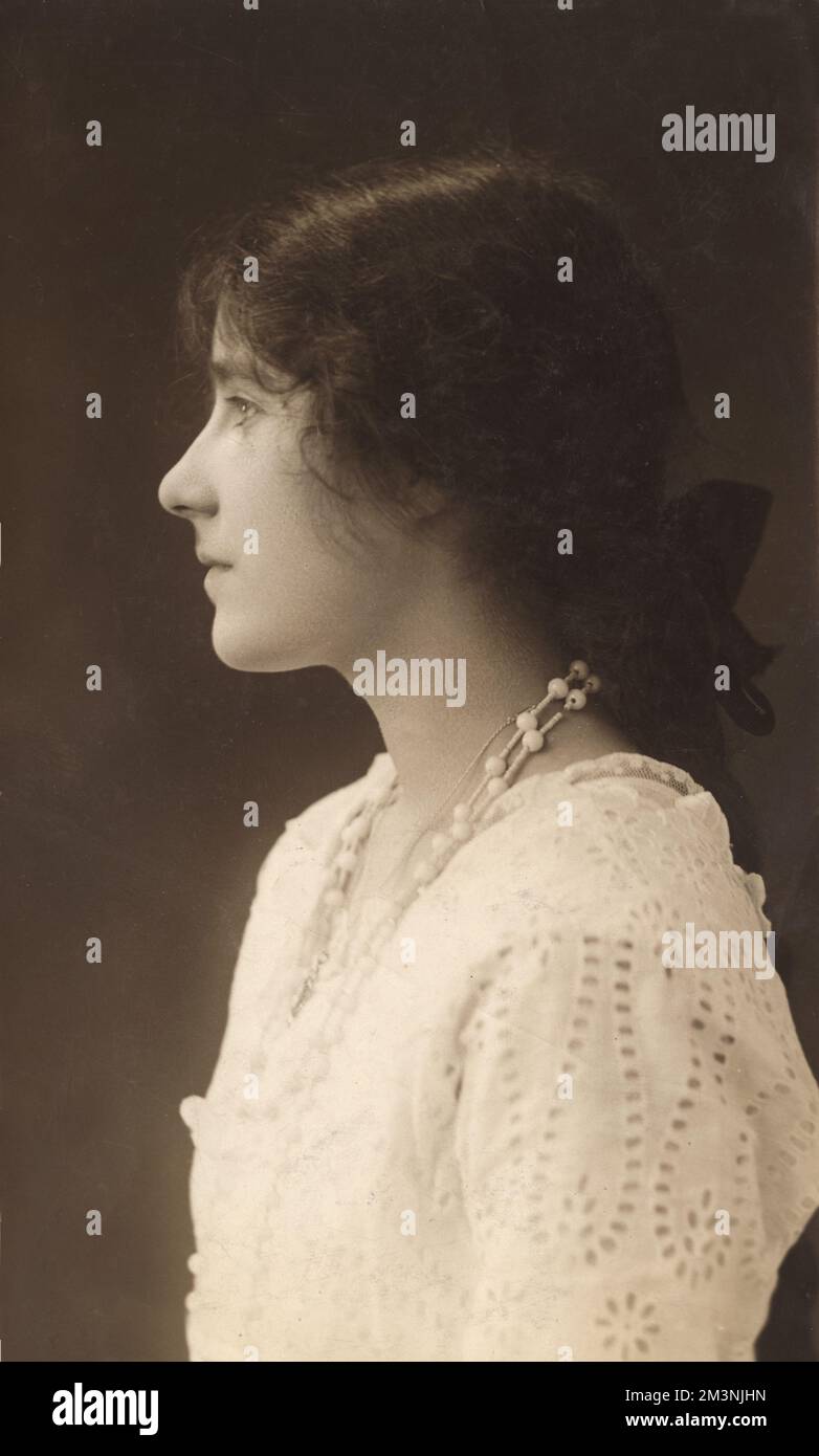 Lady elizabeth bowes lyon hi-res stock photography and images - Alamy
