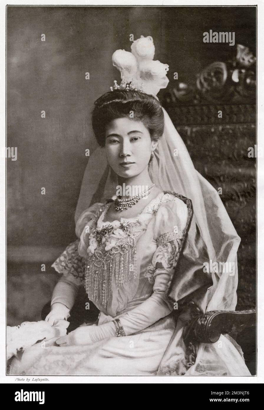 Hayashi hi-res stock photography and images - Alamy