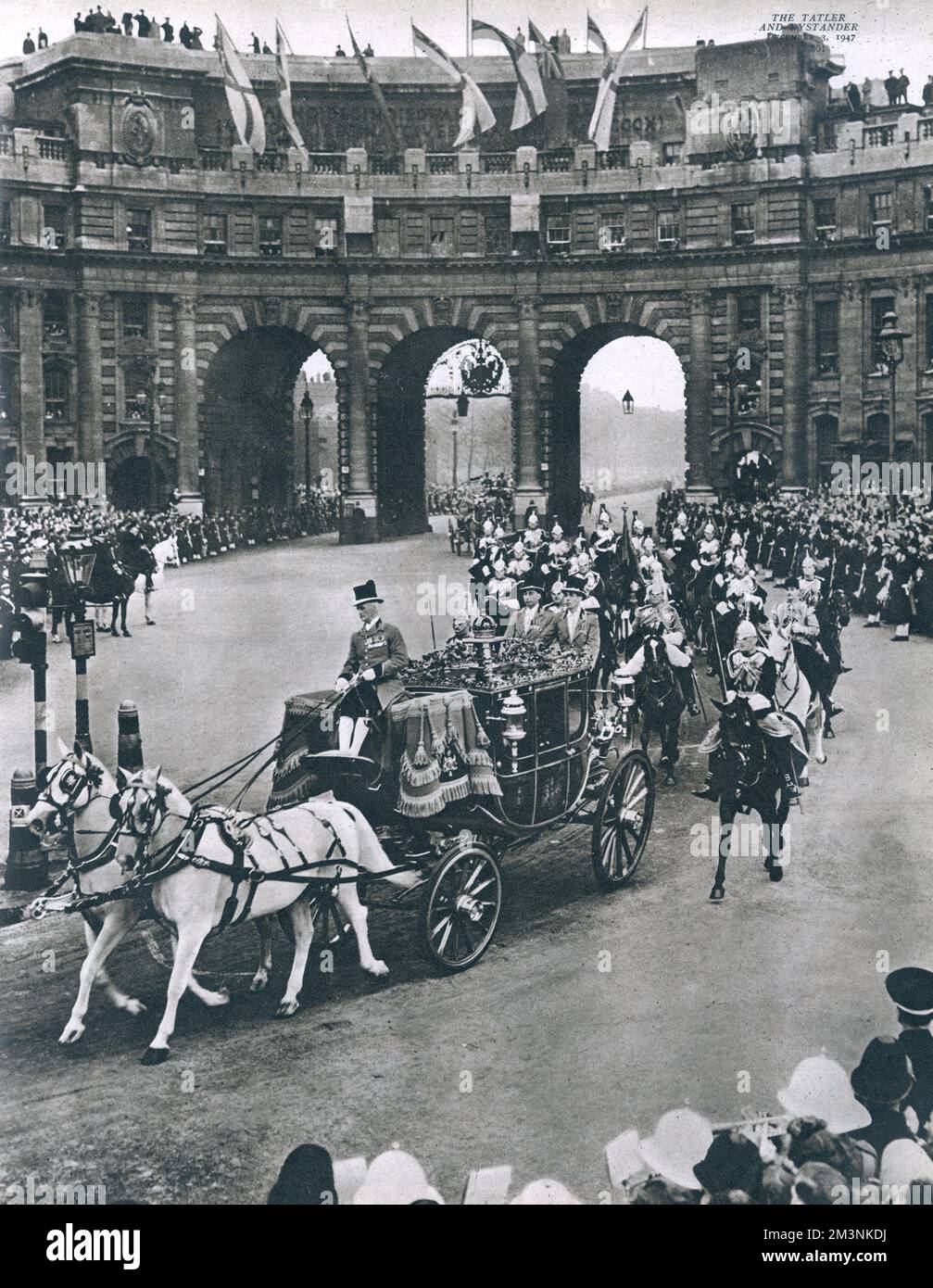 Royal procession carriage prince hi-res stock photography and images ...