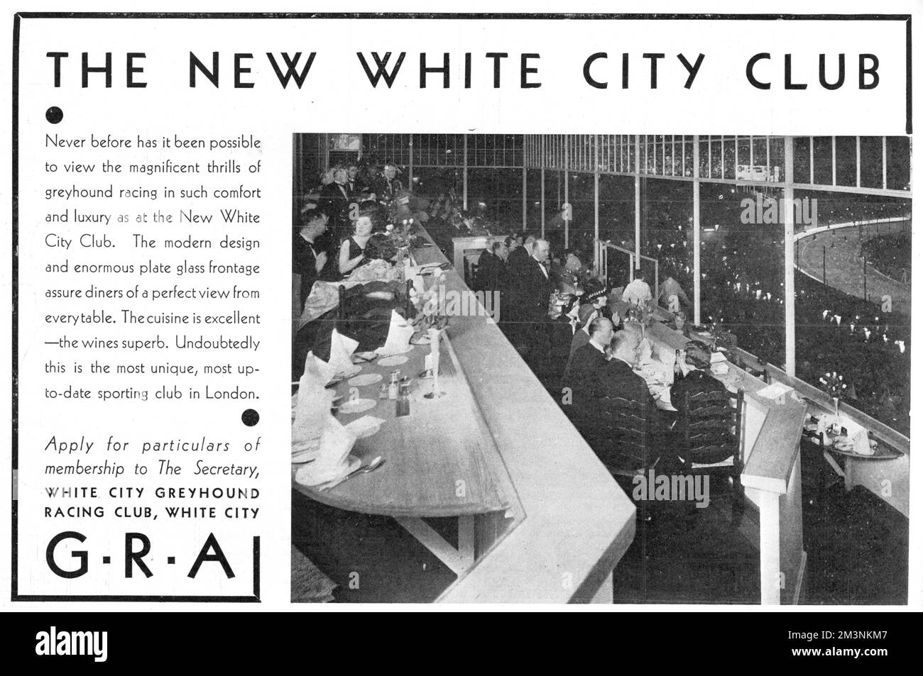 Greyhound dogs racing Black and White Stock Photos & Images - Alamy