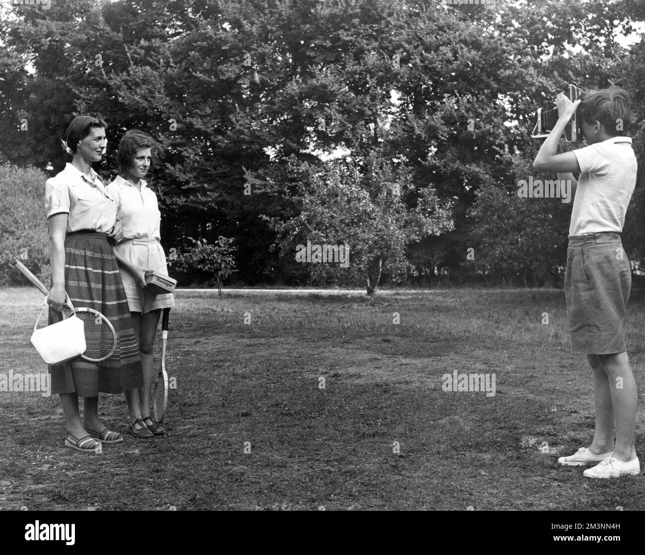 Princess Marina, Duchess of Kent with her children Stock Photo - Alamy