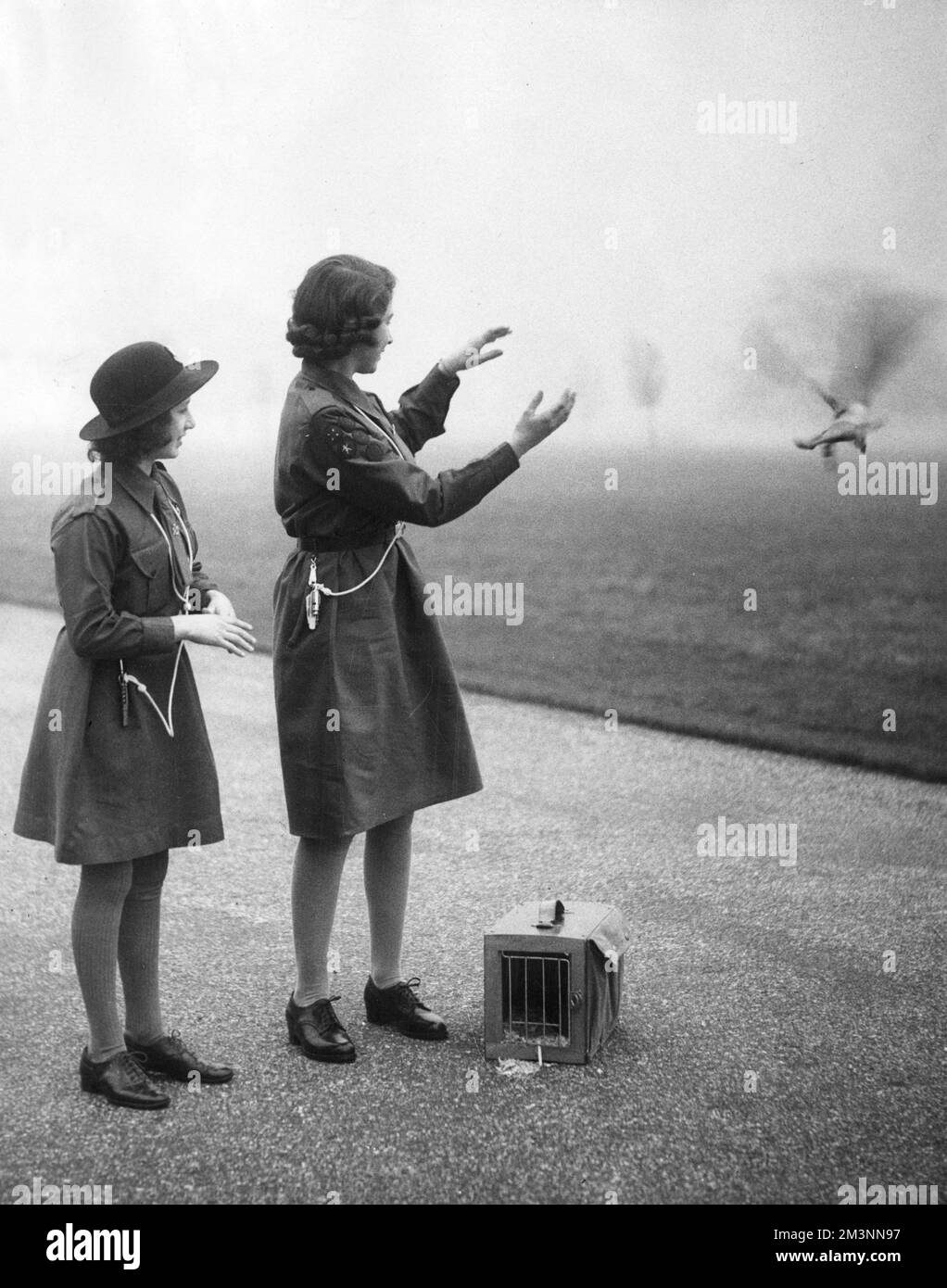 Elizabeth girl guide hi-res stock photography and images - Alamy