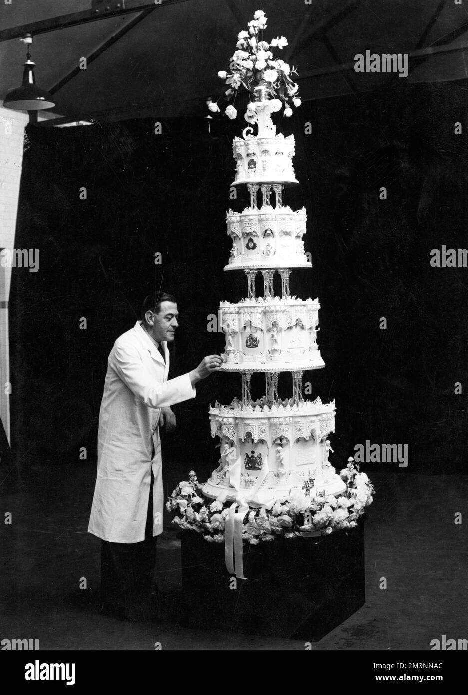 1947 wedding princess elizabeth Black and White Stock Photos & Images ...