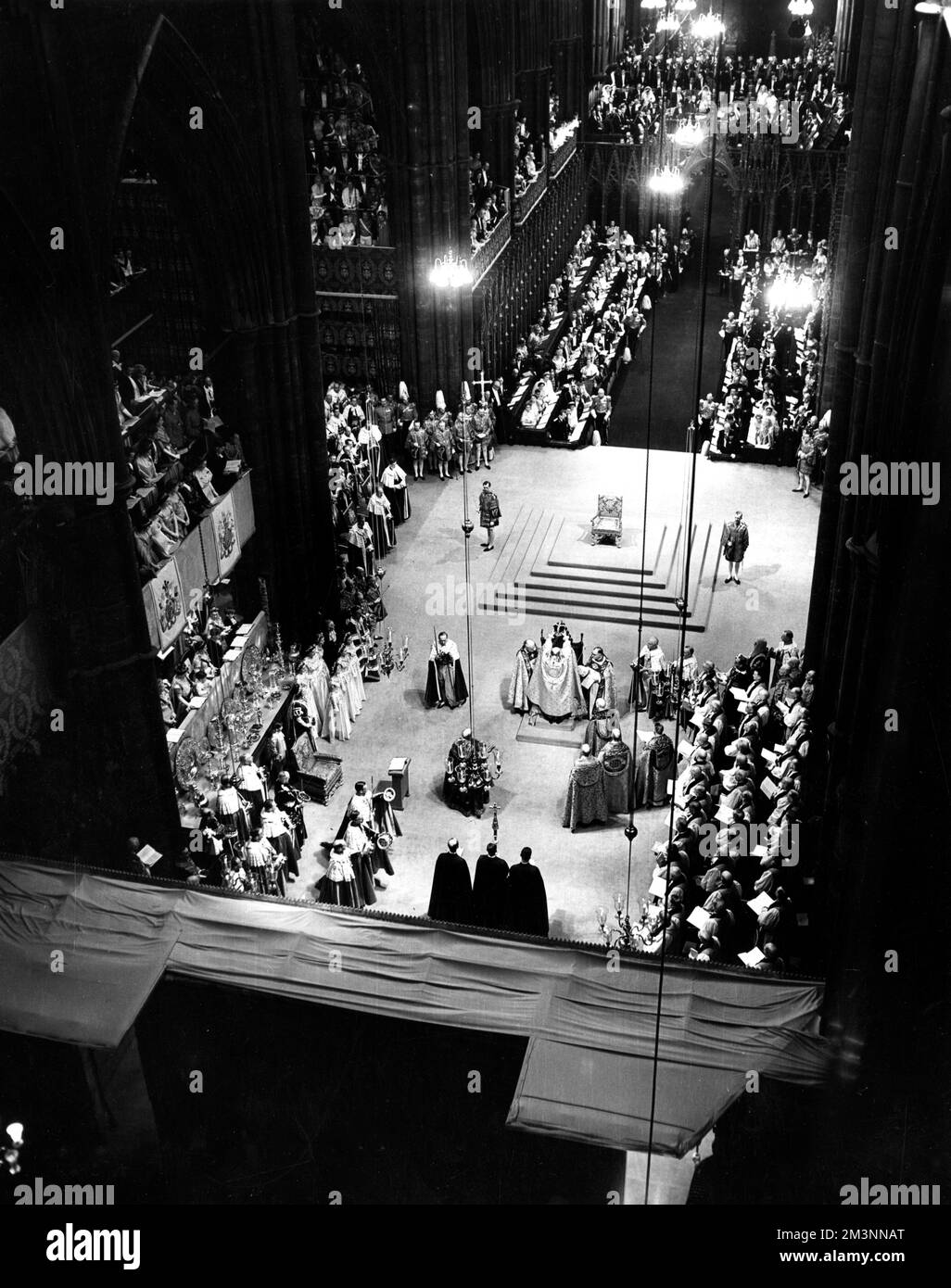 Queen elizabeth coronation 1953 abbey hi-res stock photography and ...