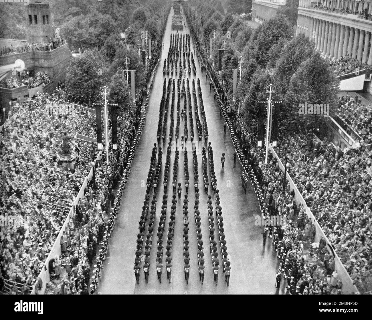 Beefeaters 1953 hi-res stock photography and images - Alamy