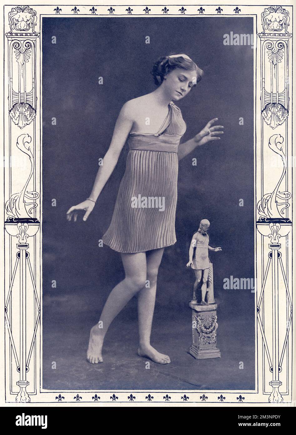 Ancient greek women hi-res stock photography and images - Alamy