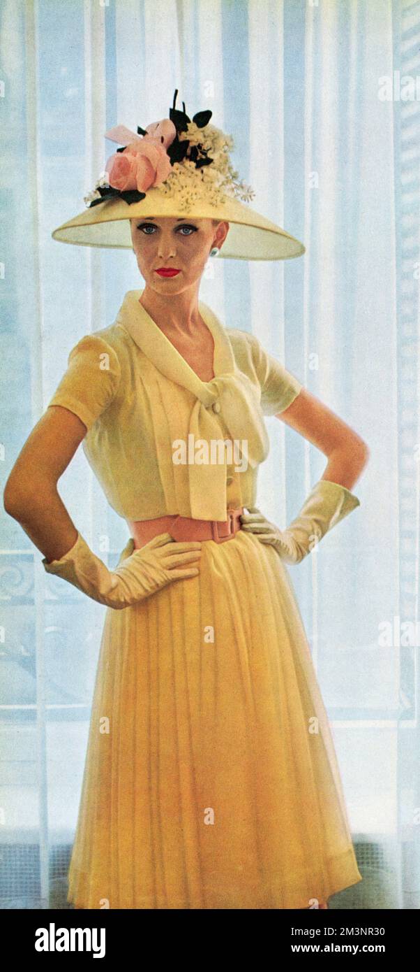 Pierre balmain dress hi-res stock photography and images - Alamy Pierre balmain dress hi-res stock photography and images - Alamy