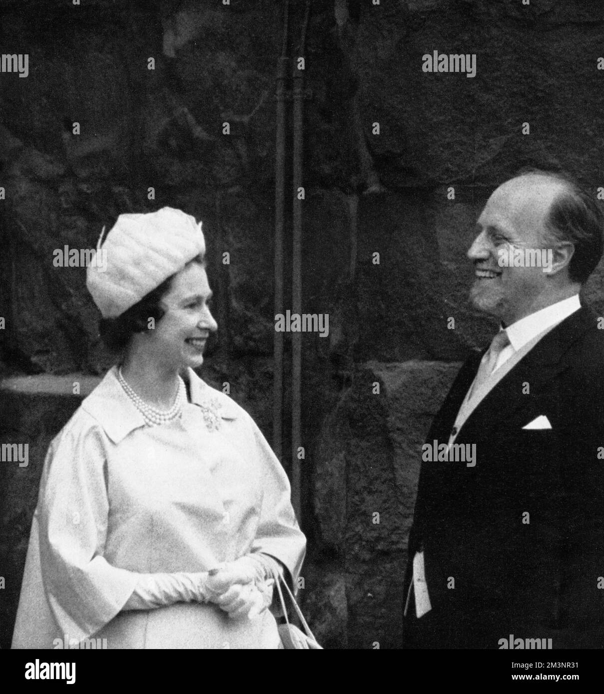 1962 queen elizabeth hi-res stock photography and images - Alamy