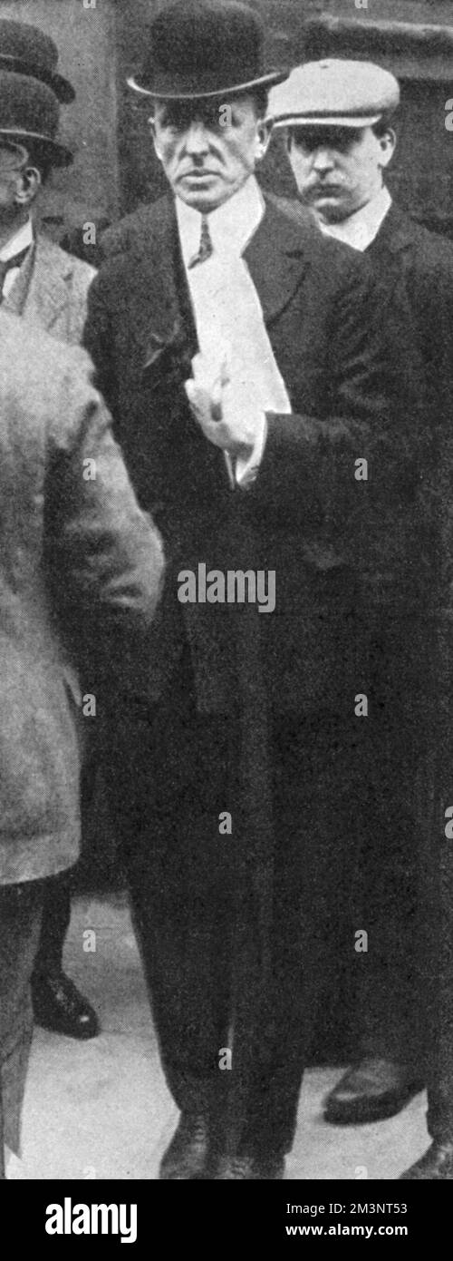Captain of titanic Black and White Stock Photos & Images - Alamy