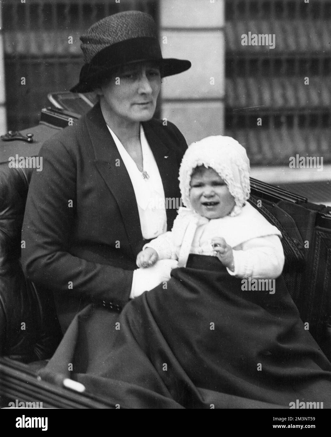 Queen Elizabeth II as a child with her nanny Stock Photo - Alamy