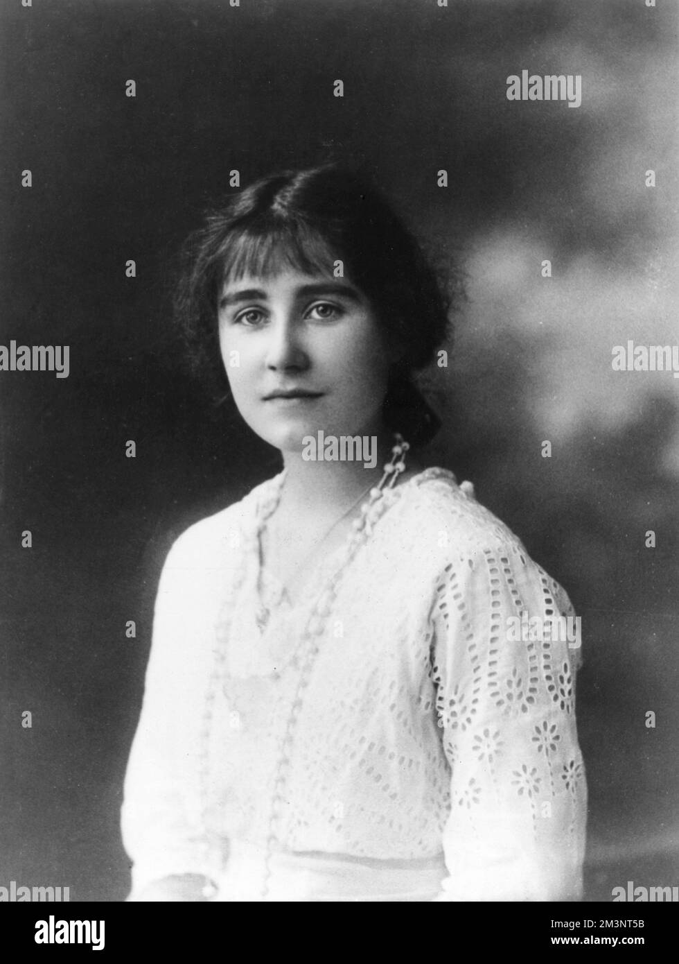 Bowes hi-res stock photography and images - Alamy