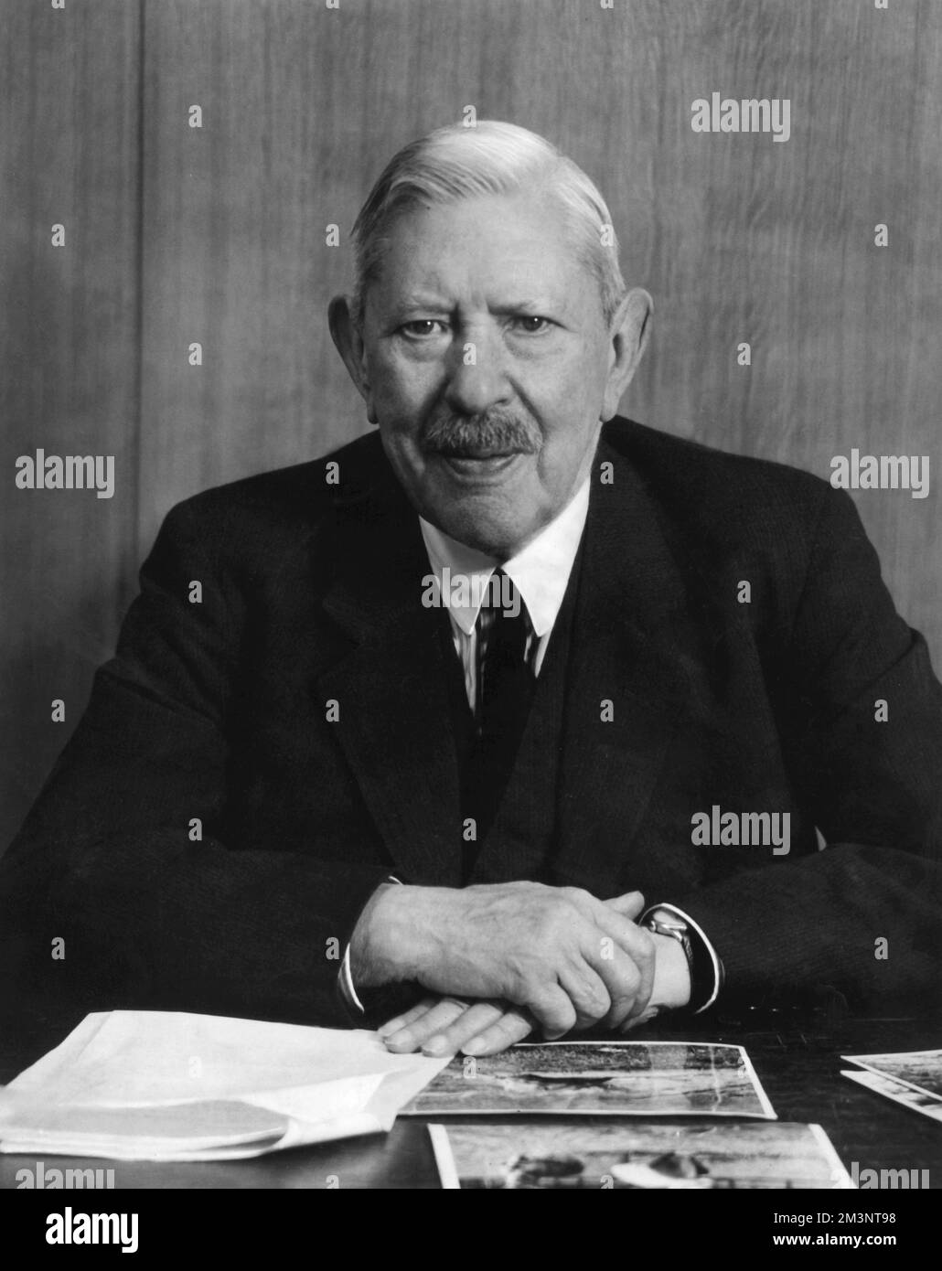 Illustrated portraits hi-res stock photography and images - Alamy