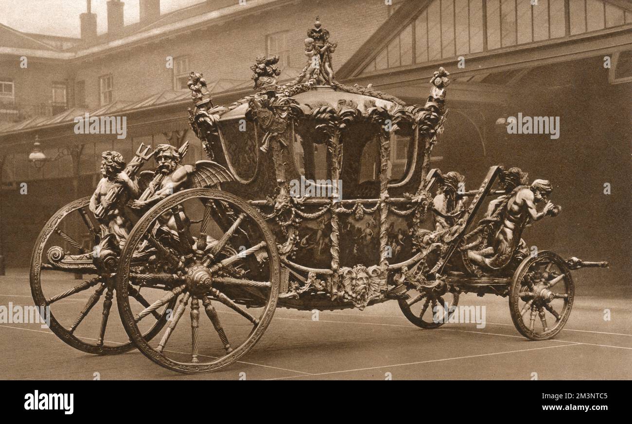 State pageant hi-res stock photography and images - Alamy