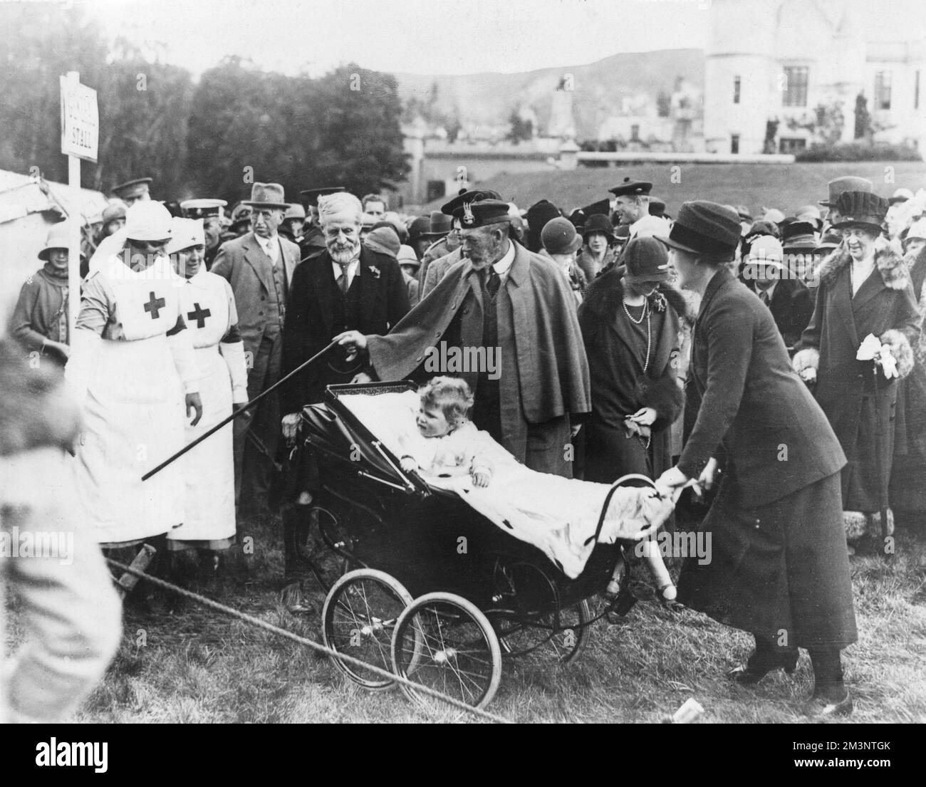 Clara knight nanny hi-res stock photography and images - Alamy