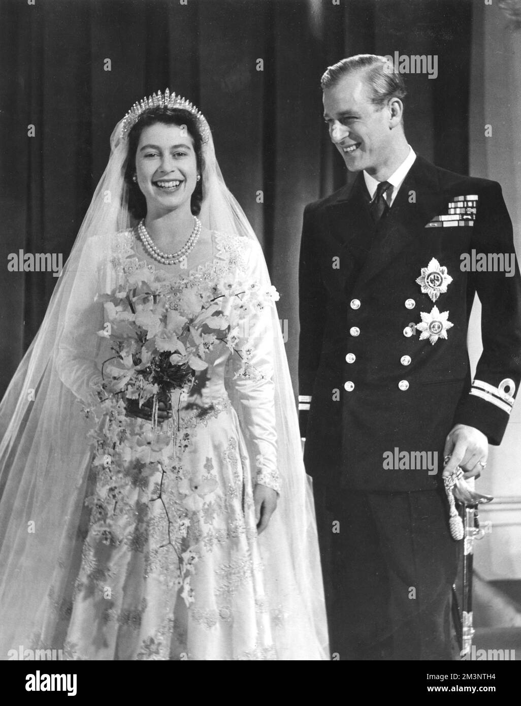 1947 queen elizabeth wedding hi-res stock photography and images - Alamy