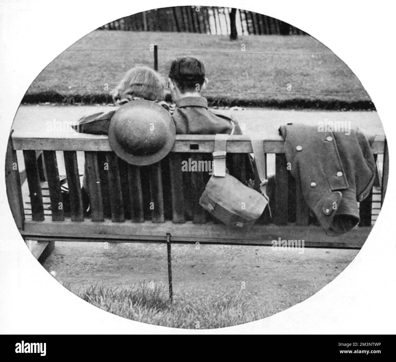 Ii war world soldier back view Black and White Stock Photos & Images ...