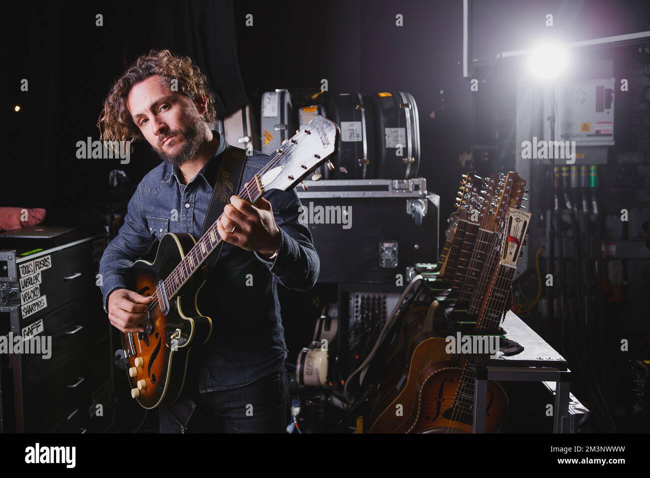 John butler posed hi-res stock photography and images - Alamy