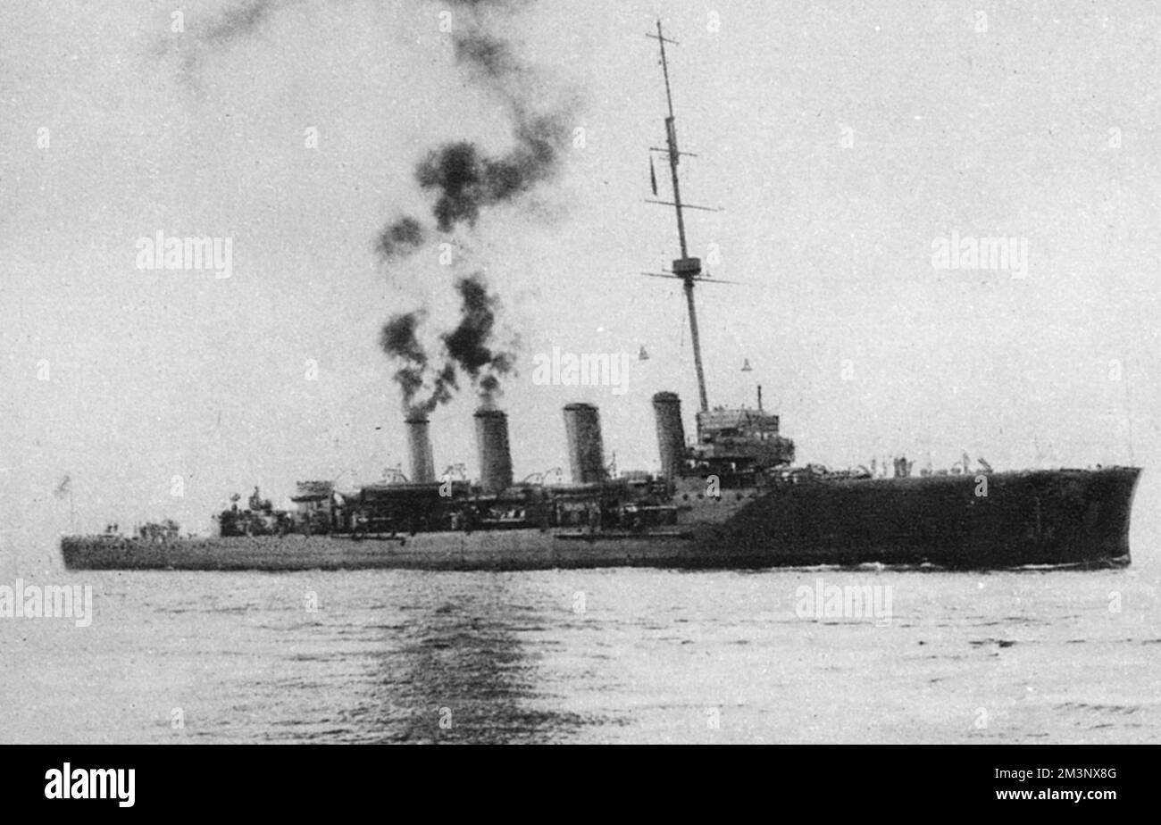 Warship hms fearless hi-res stock photography and images - Alamy