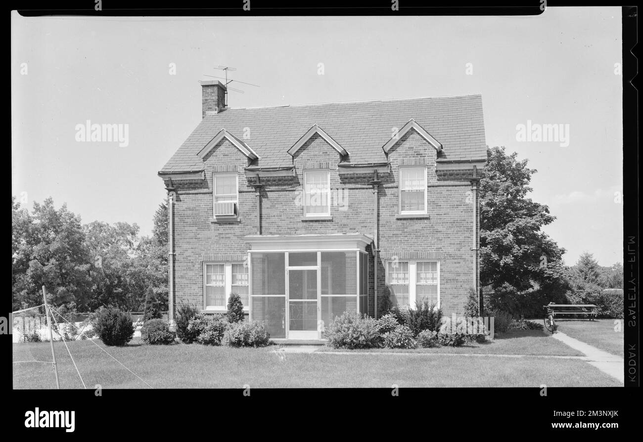 Quarters no. 117, front , Armories, Buildings, Officers' quarters ...