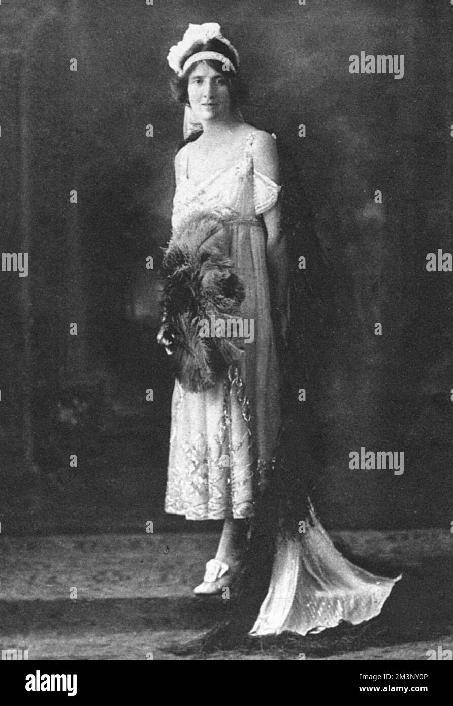 Dr Marie Stopes presented at Court Stock Photo - Alamy