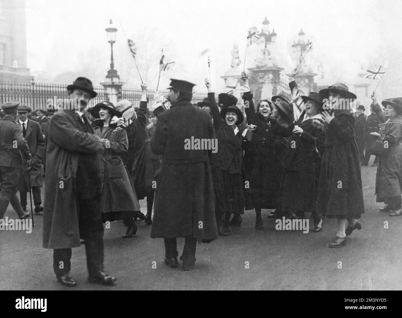 World war one cheering hi-res stock photography and images - Alamy