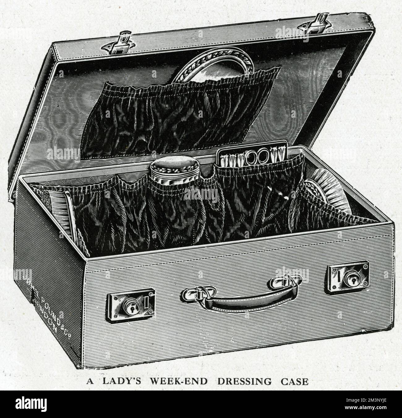 Pound of silk hi-res stock photography and images - Alamy