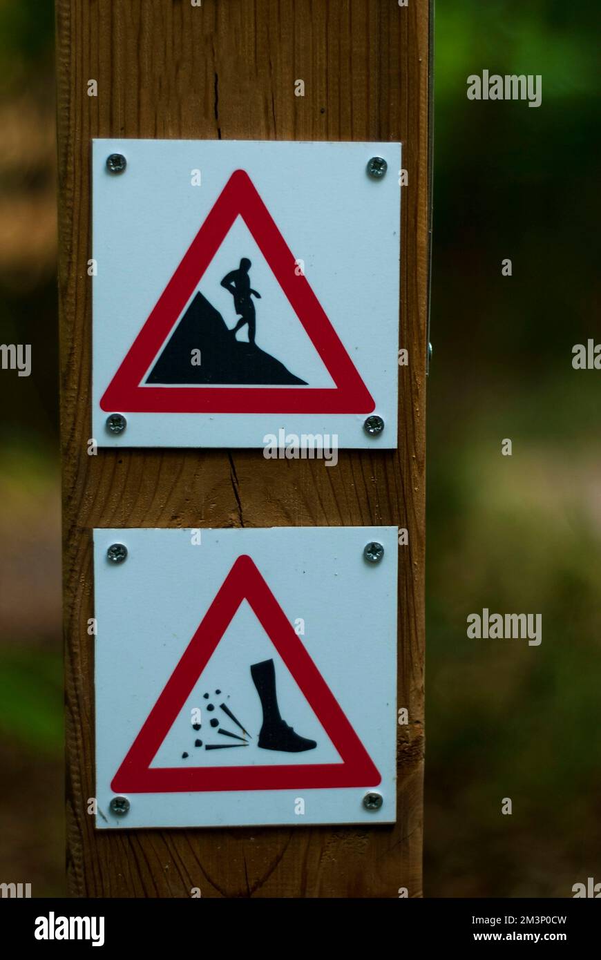 Danger signs in hiking, IMBA approval danger steep descent, loose stone ...