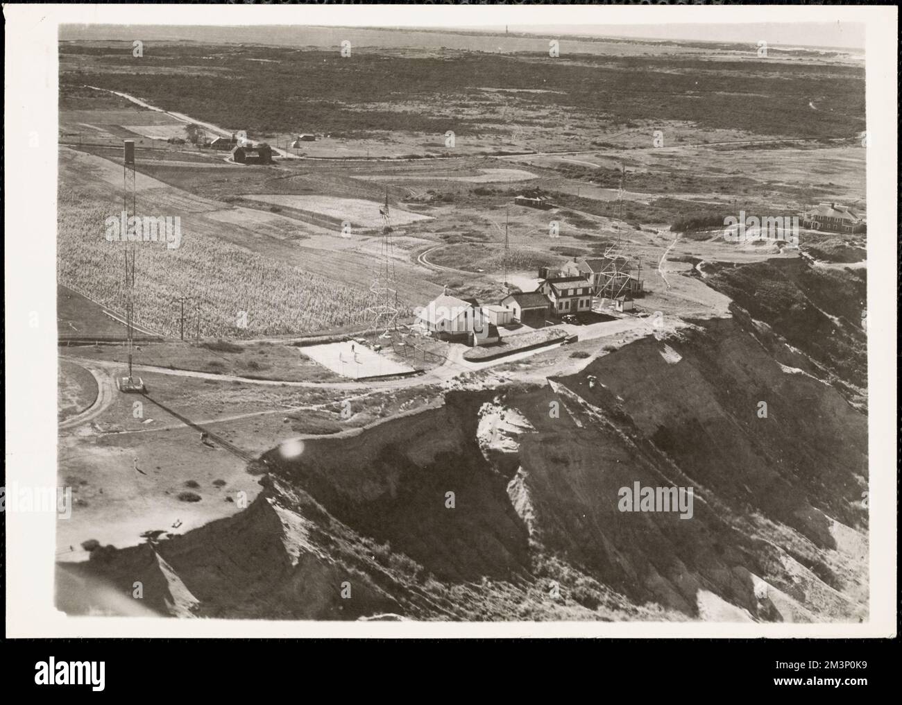 Radio Direction Finder Station , Signal stations, Radio Direction ...