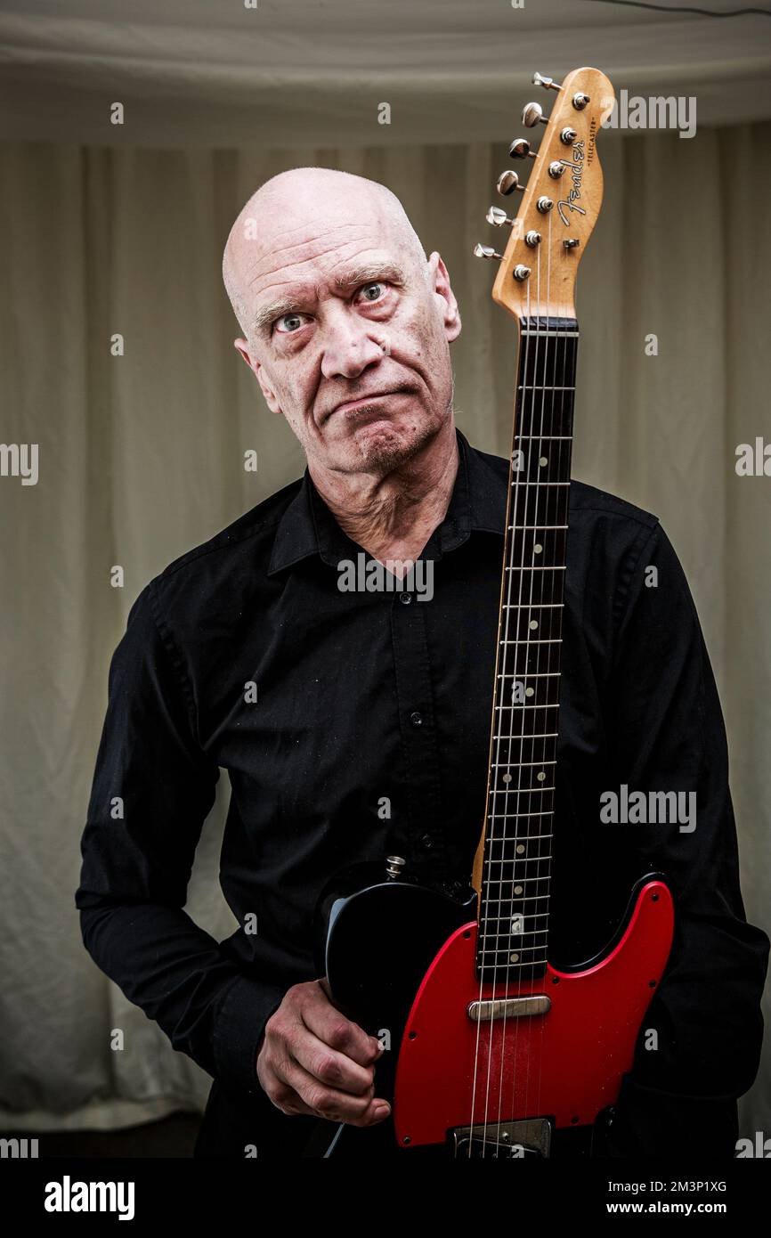 Photo of wilko johnson hi-res stock photography and images - Alamy