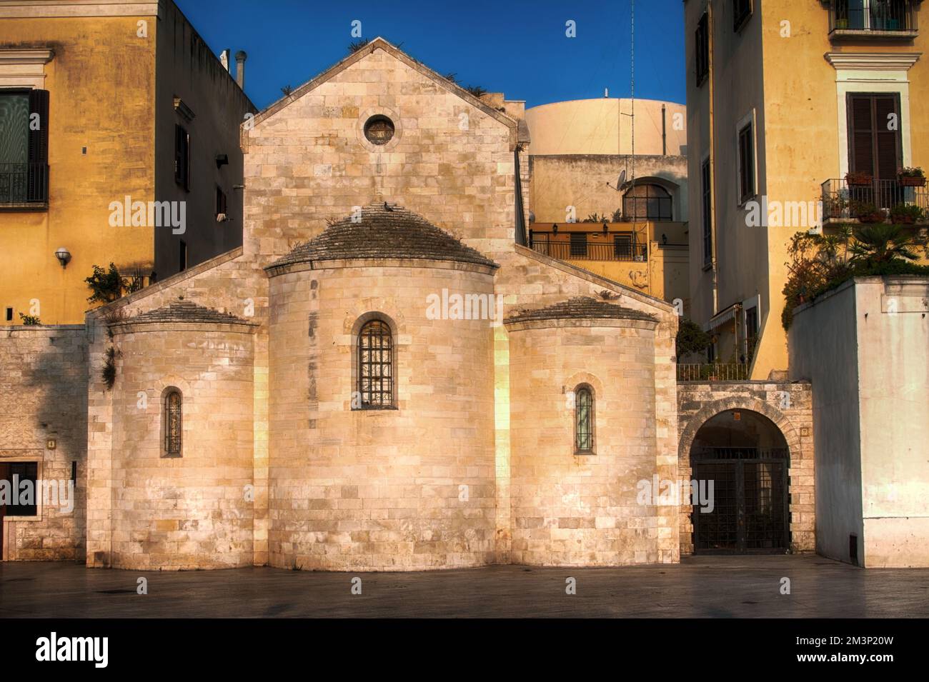 Bari italy old town hi-res stock photography and images - Alamy