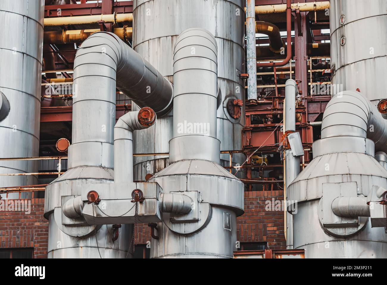 Retro factory hi-res stock photography and images - Alamy