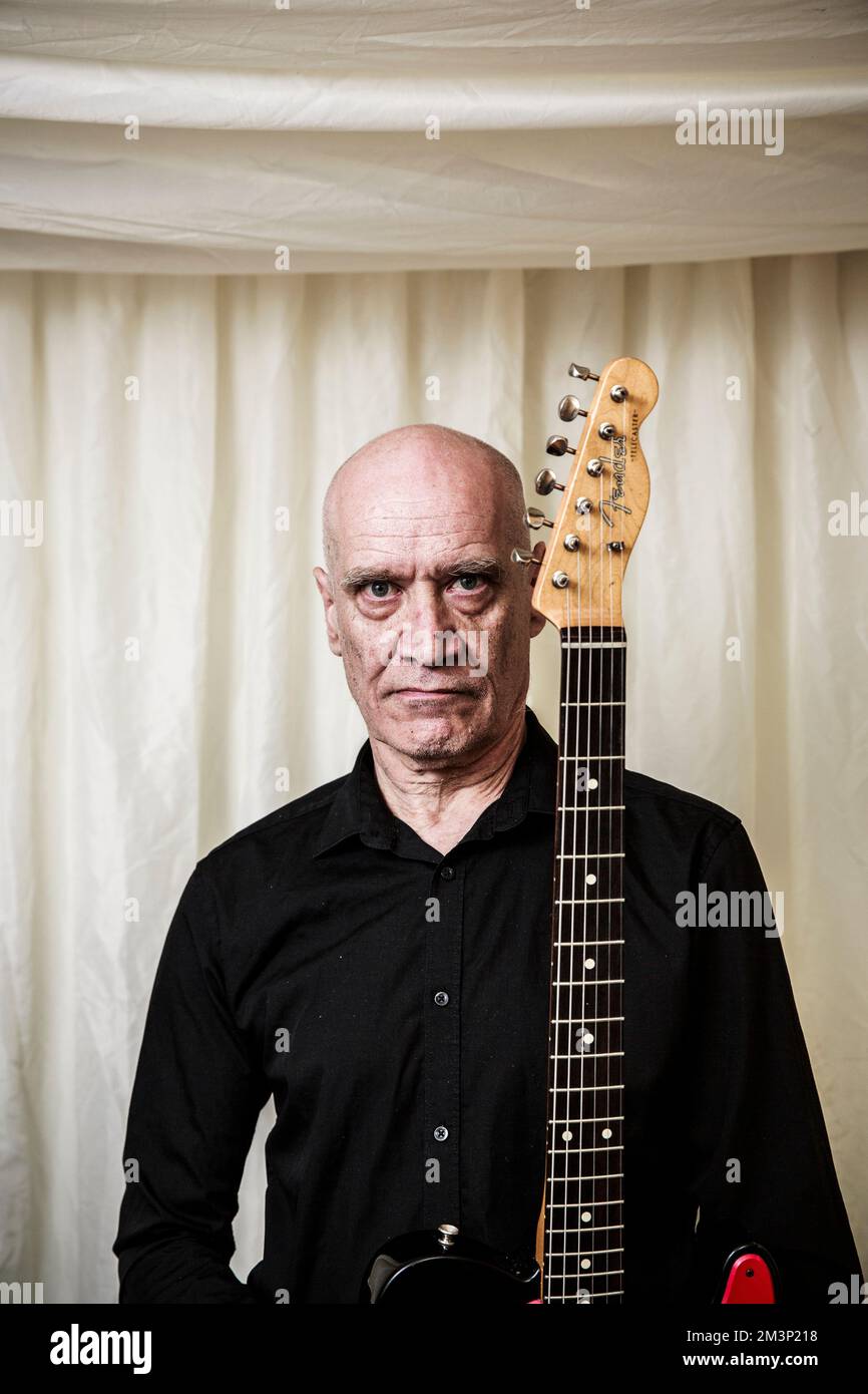 Photo of wilko johnson hi-res stock photography and images - Alamy