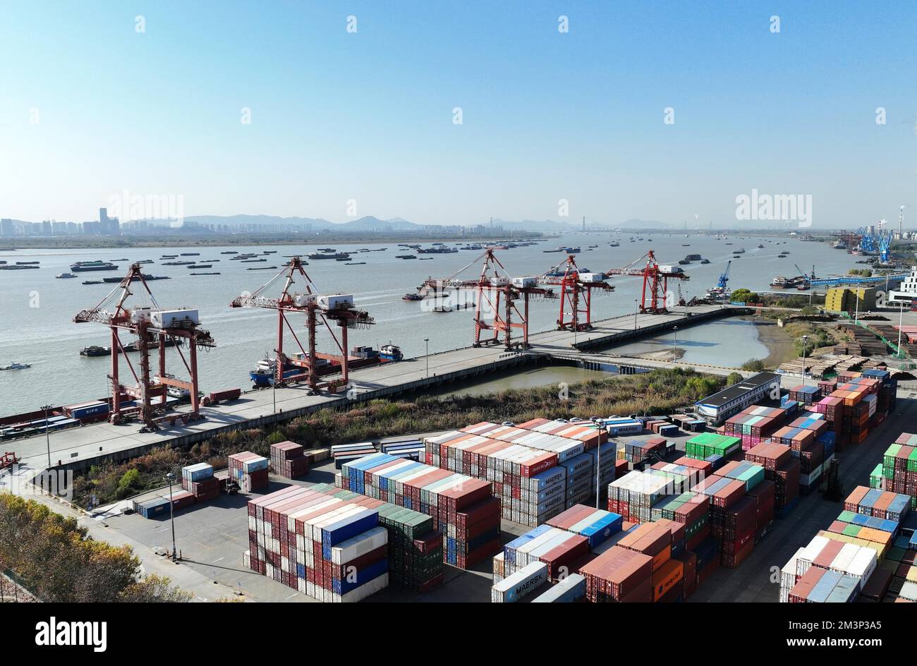 Aerial photo shows the busy scene at the container terminal in Yangzhou ...