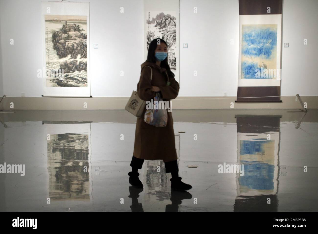 The audience visited the Ningbo Chinese Painting Suzhou Exchange ...