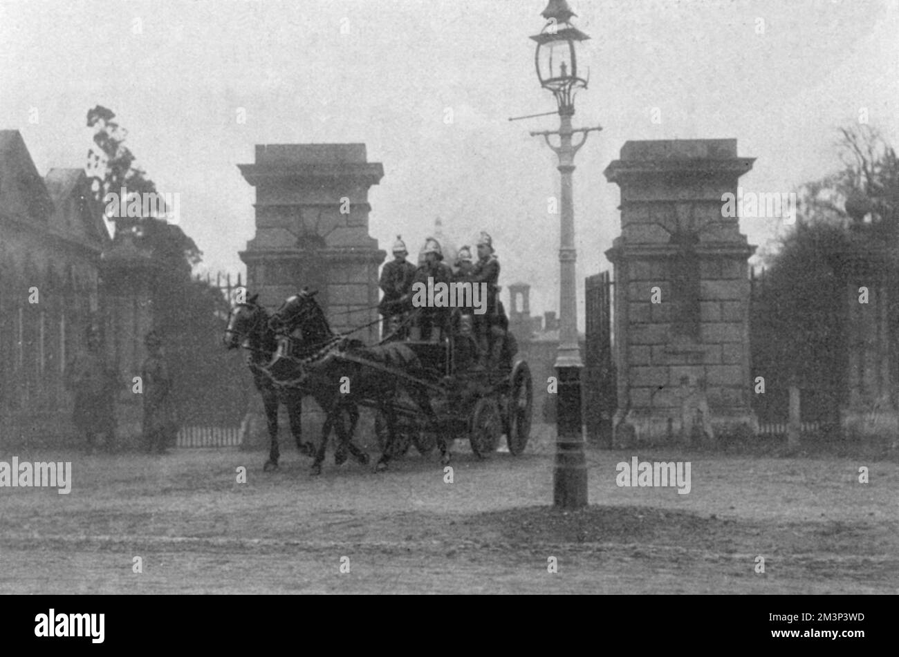 Middlesex Pauper Lunatic Asylum fire, 1903 Stock Photo - Alamy