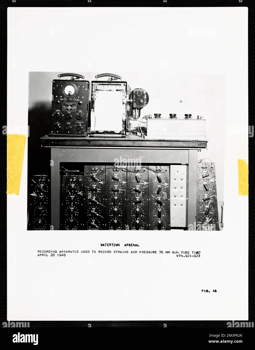 Recording apparatus used to record strains and pressure 76 mm gun tube ...