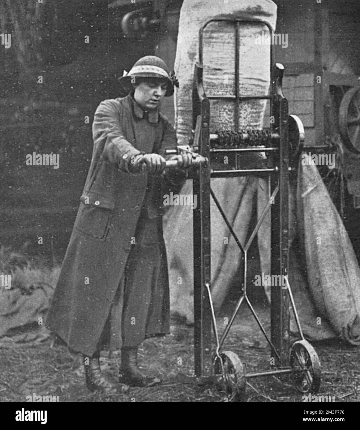 Agriculture during ww1 hi-res stock photography and images - Alamy