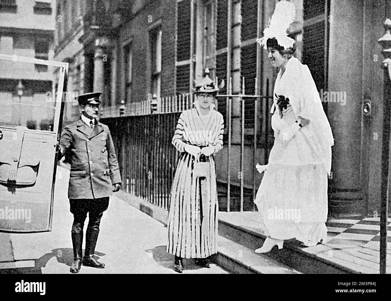 Wedding 1915 Black and White Stock Photos & Images - Alamy