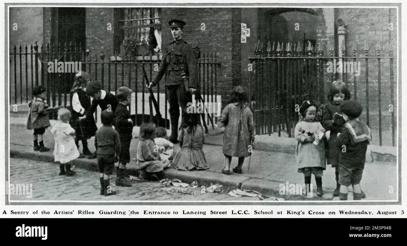 A member of the Artists' Rifles (Territorial Army Regiment) on sentry ...