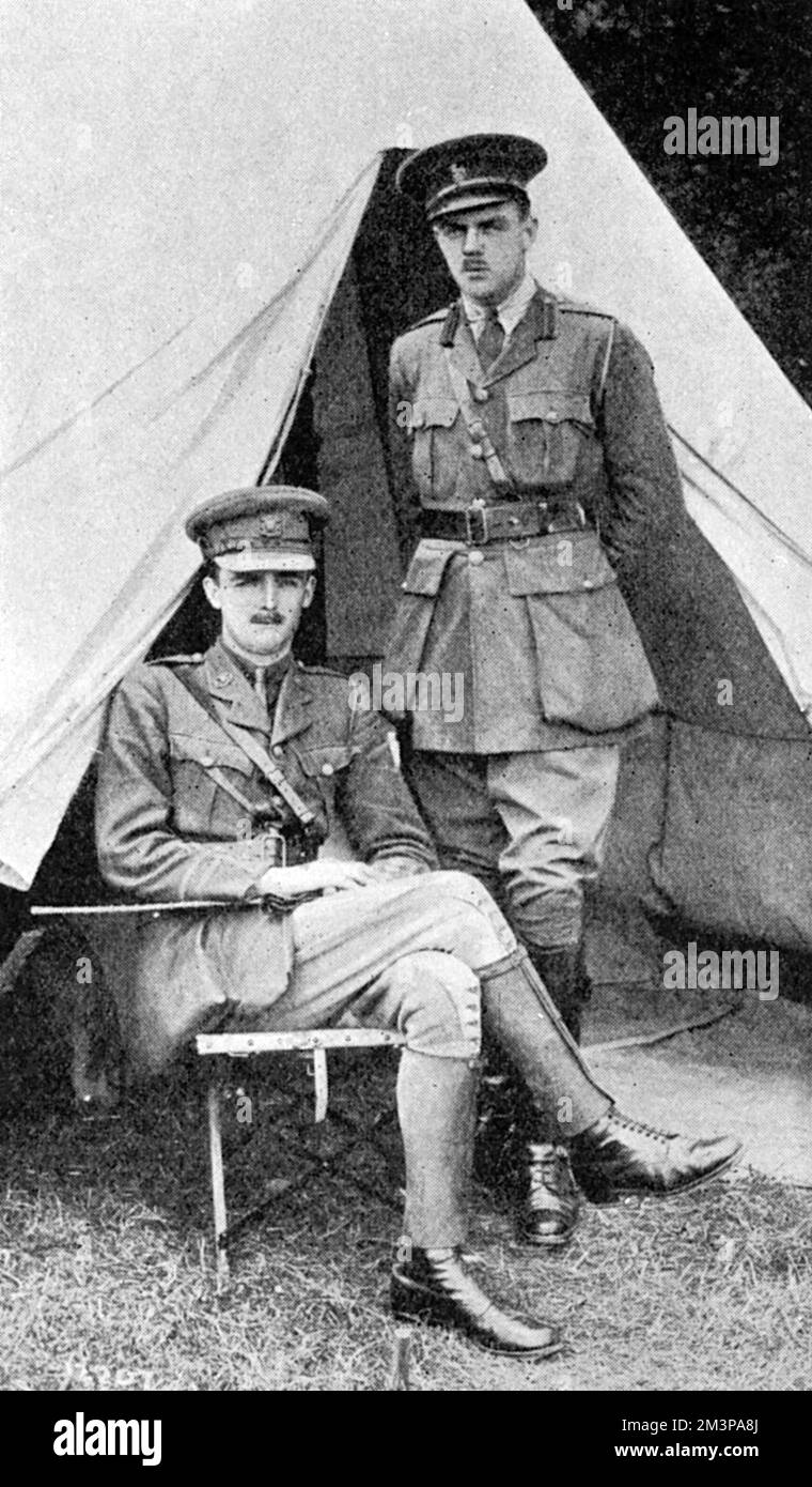 Battalion of the welsh regiment wwi hi-res stock photography and images ...