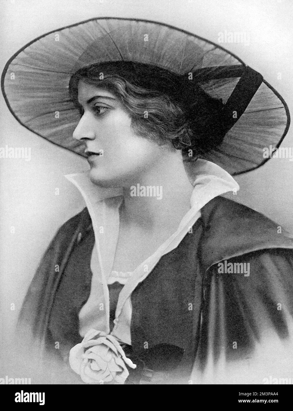 Lady Mary Charteris, born 1895, daughter of the 11th Earl of Wemyss and ...
