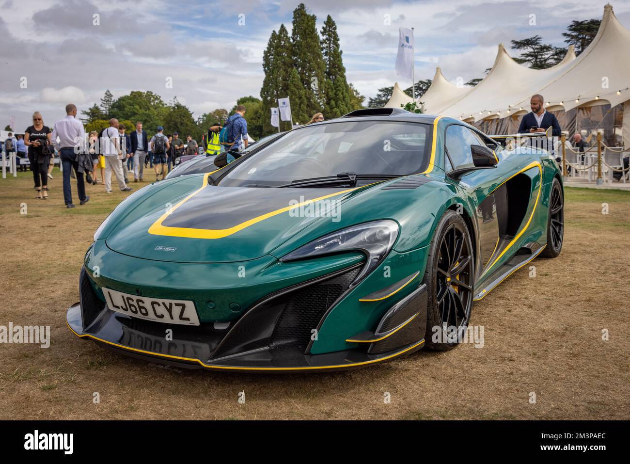 2016 McLaren ‘LJ66 CYZ’ on display at the Concours d’Elégance motor ...