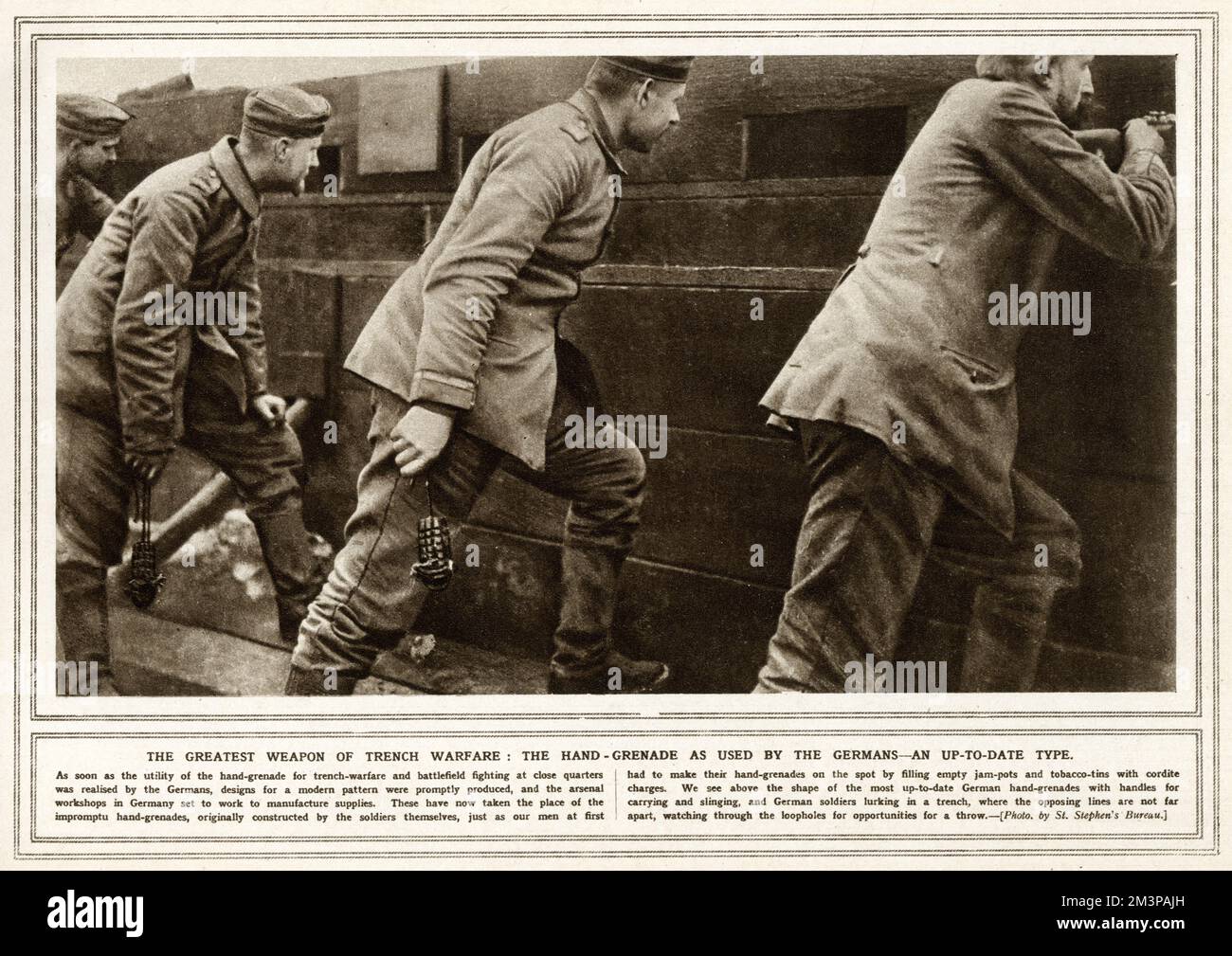 Soldiers ready for war hi-res stock photography and images - Alamy